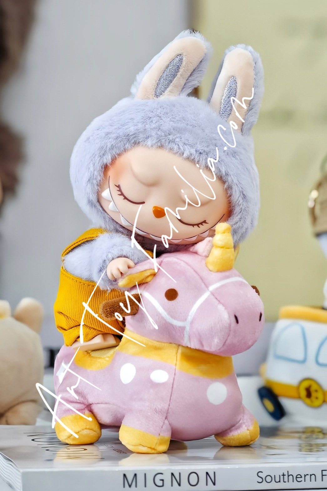 Gong Original Roaming Series Plush Toy Car - 漫游系列毛绒小车 – Art Toy Familia