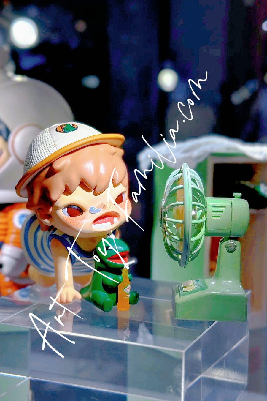 Hirono – Art Toy Familia